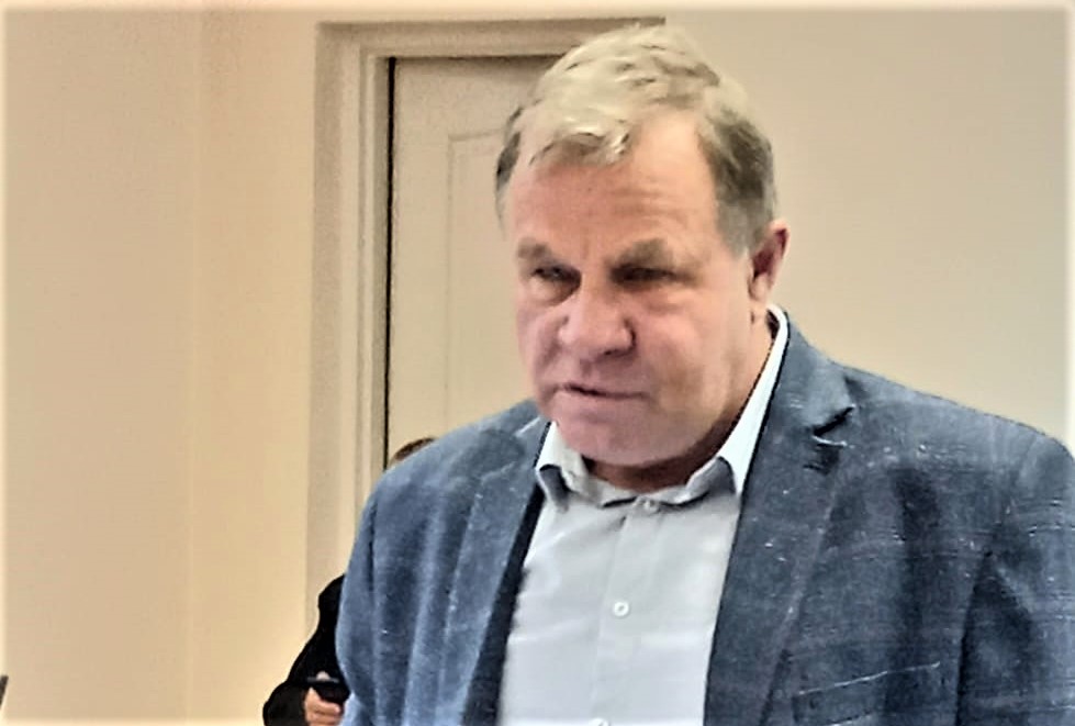 Radny od wielu lat nie płaci za śmieci! Jak to możliwe? – Reporter NTR